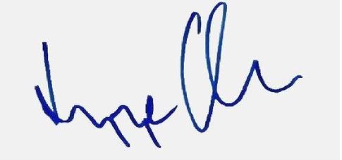 Elizabeth Olsen Signature | Celebrities InfoSeeMedia