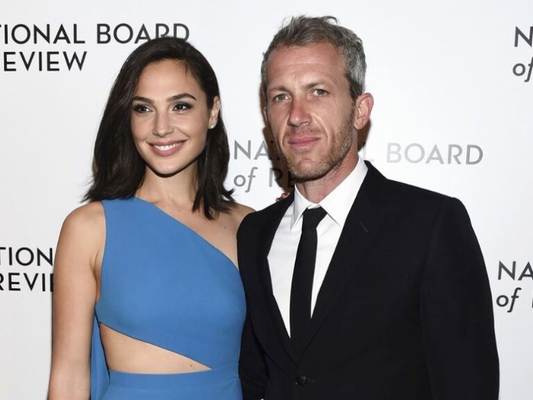 Gal Gadot Net worth, Husband, Age, Height, Facts & More [2024 ...