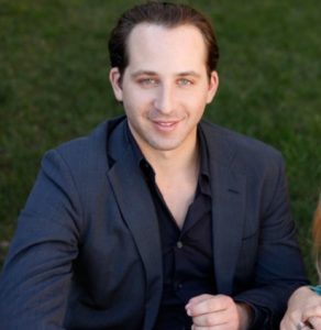 Steven Spielberg: Bio, family, net worth | Celebrities InfoSeeMedia