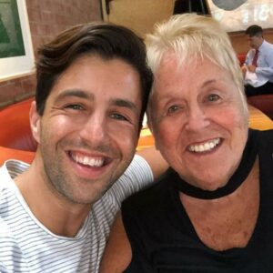 Josh Peck: Bio, family, net worth | Celebrities InfoSeeMedia