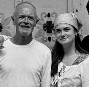 Bonnie Wright Net worth, Husband, Age, Height & More [2024 ...