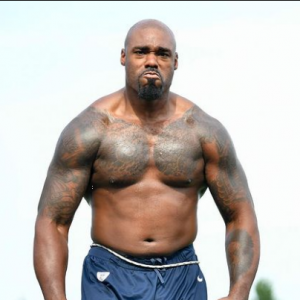 Tyron Smith: Bio, family, net worth | Celebrities InfoSeeMedia