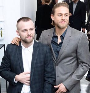 Charlie Hunnam with his brother William Hunnam Jr | Celebrities ...