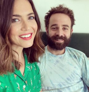 Taylor Goldsmith : Mandy Moore's Husband and Dawes Lead Singer | Facts ...