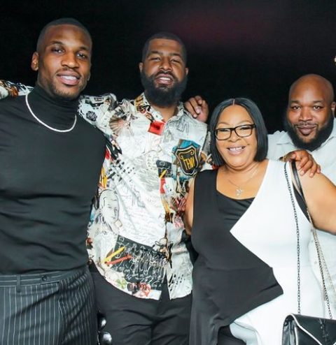 Marcus Morris with his mother and another two brother | Celebrities ...