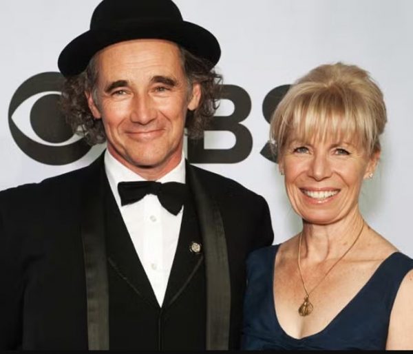 Mark Rylance : Bio, family, net worth | Celebrities InfoSeeMedia