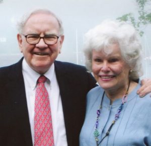 Warren Buffett : Bio, family, net worth | Celebrities InfoSeeMedia