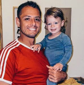 Javier Hernández: Bio, family, net worth | Celebrities InfoSeeMedia