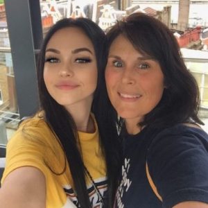 Maggie Lindemann: Bio, family, net worth | Celebrities InfoSeeMedia