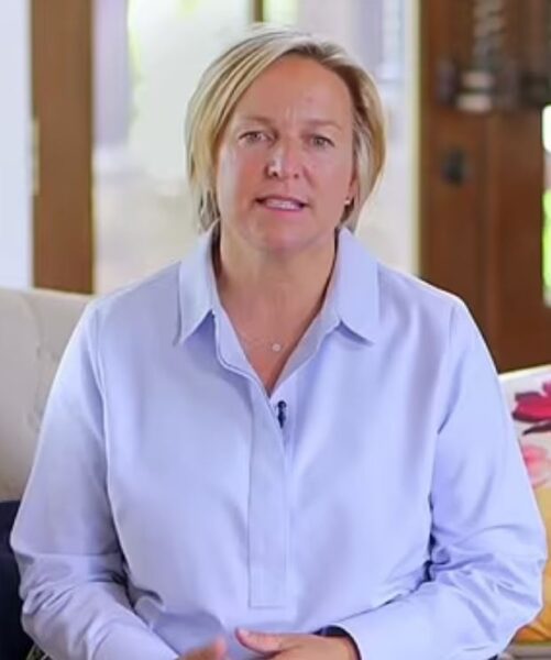 Meet Shannon Gaines: Chip Gaines's Sister and a Part of the HGTV Family ...