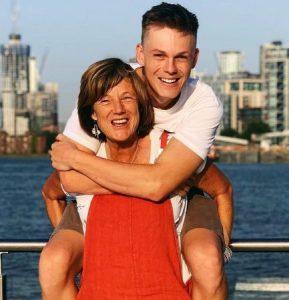 Caspar Lee : Bio, family, net worth