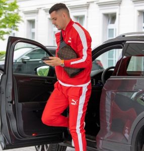 Granit Xhaka : Bio, family, net worth | Celebrities InfoSeeMedia