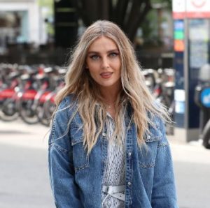 Joe Sugg: Bio, family, net worth | Celebrities InfoSeeMedia