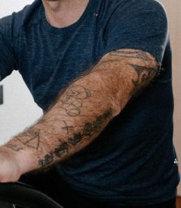 Robbie Williams : Bio, family, net worth | Celebrities InfoSeeMedia