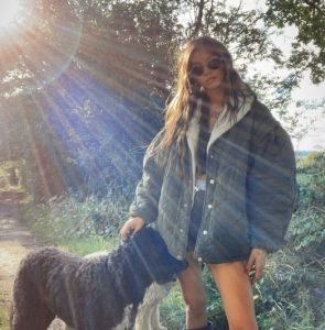 Eleanor Calder : Bio, family, net worth | Celebrities InfoSeeMedia