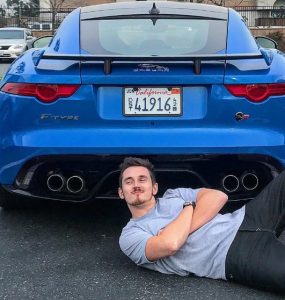 Tom Syndicate Net worth, Age, Girlfriend, Family, Facts & More [2023]