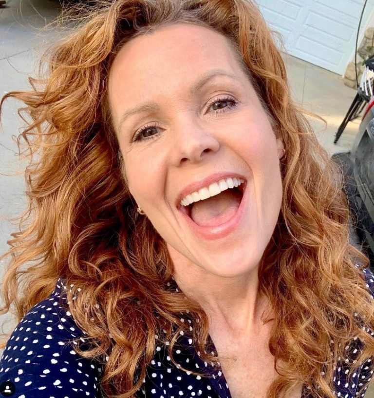 Meet Robyn Lively: Blake Lively's Half-Sister - A Look into Her Life ...