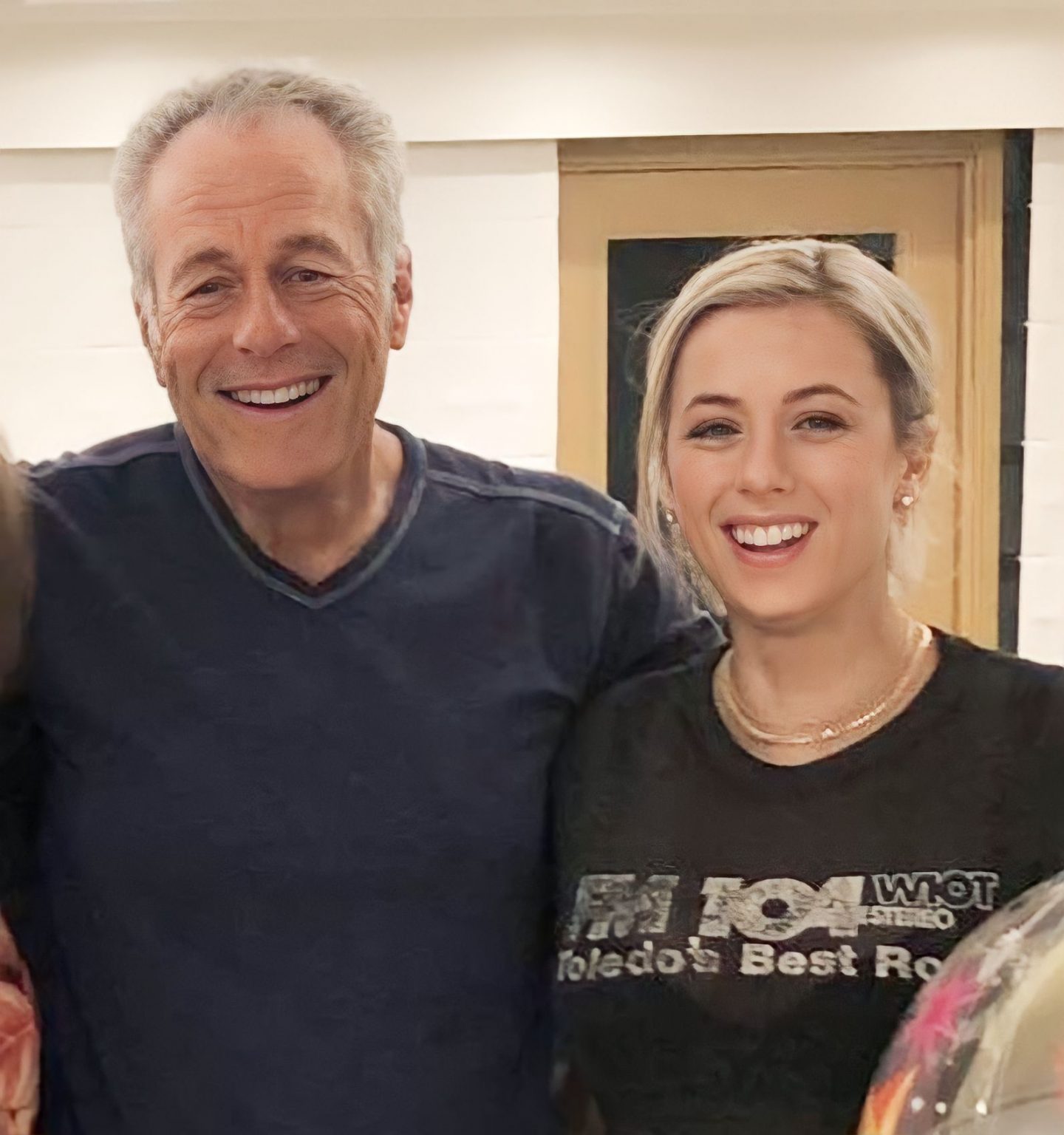 Iliza Shlesinger Net worth, Family, Age, Facts & More [2024 ...