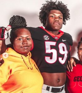 Broderick Jones Net worth, Age, Height, Family, Facts & More [2023 ...