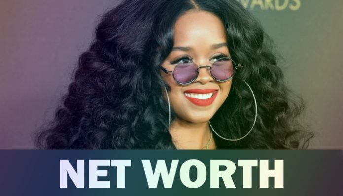 H.E.R. : Bio, family, net worth | Celebrities InfoSeeMedia