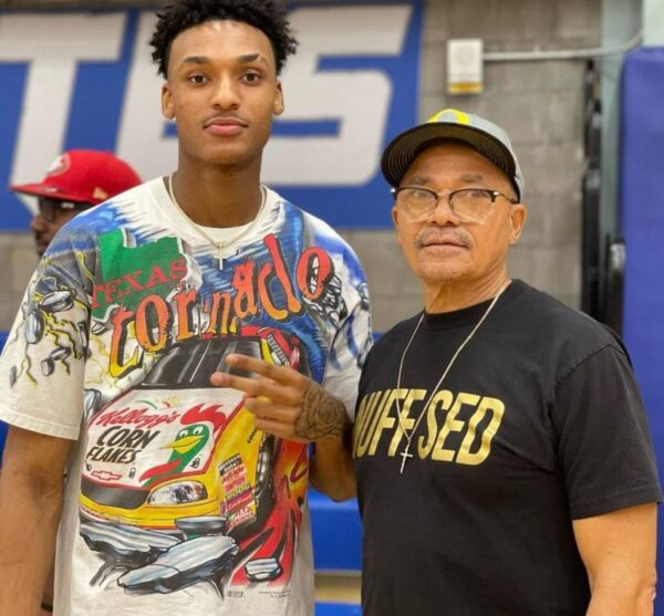 Maxwell Lewis Net worth, Age, Height, Parents, & Much More ...