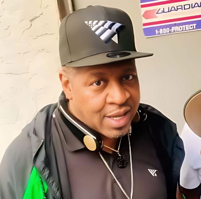 Jay-Z Net worth, Wife, Age, Height, Children, Facts & More [2024 ...