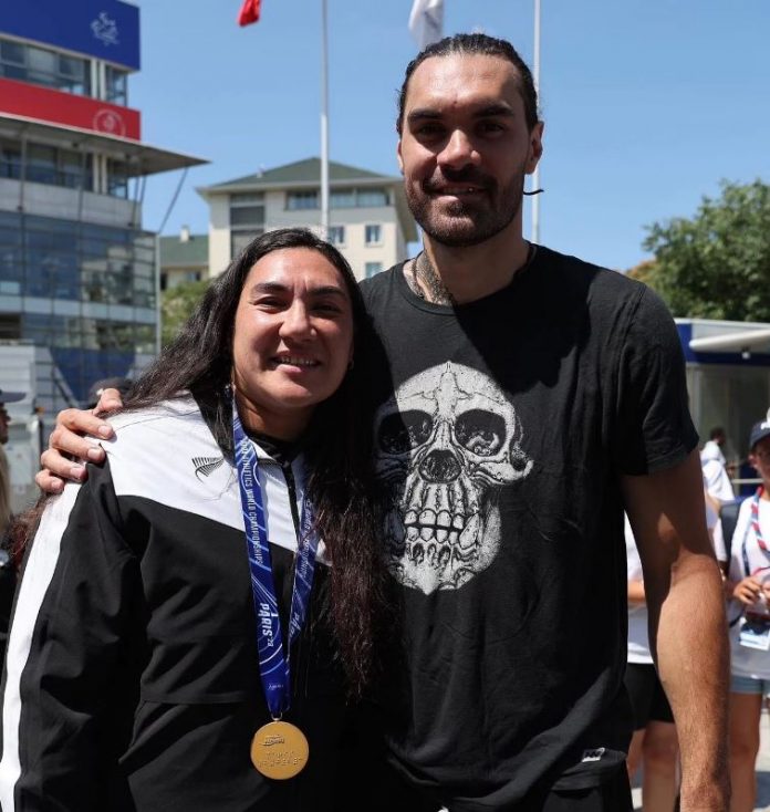Steven Adams Net worth, Girlfriend, Age, Facts & More [2024 ...