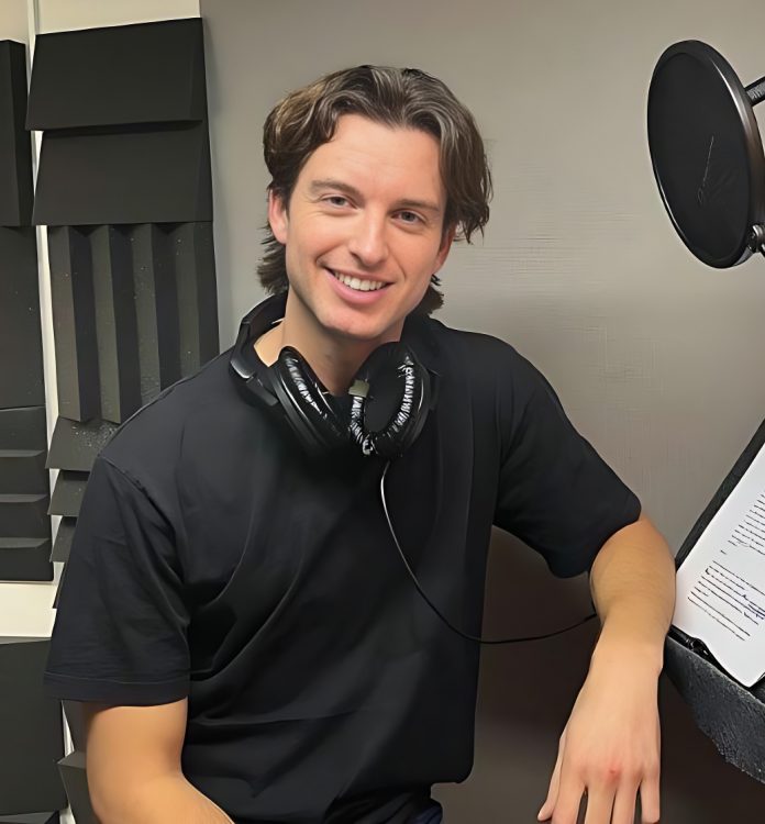 Cameron Robbie - Margot Robbie's Brother | Know About Him | Celebrities ...