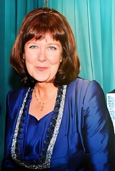 Asa Butterfield's Enigmatic Mother: Unveiling Jacqueline Farr ...
