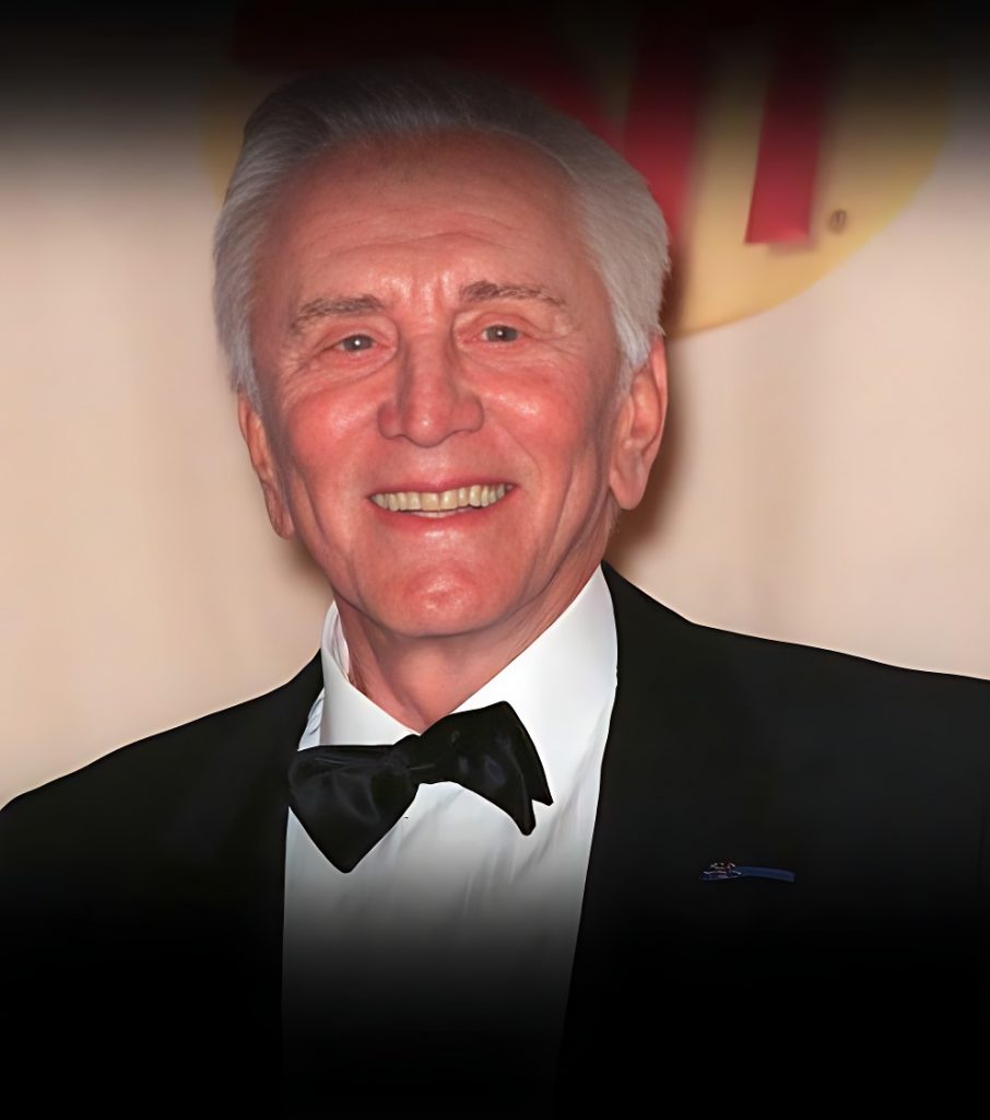 Kirk Douglas: The Legendary Father of Michael Douglas | Celebrities ...