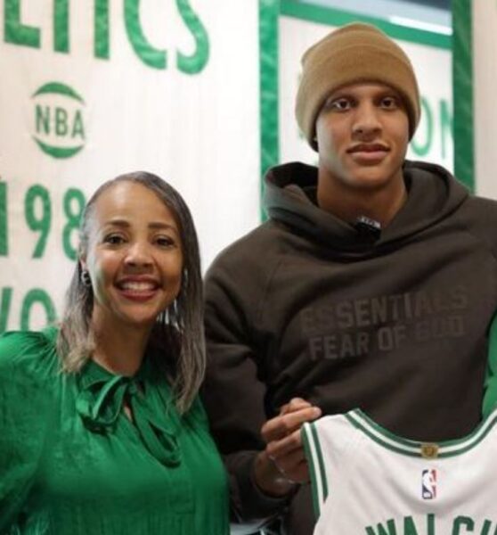 Jordan Walsh Net worth, Age, Height, Salary, Parents & More ...