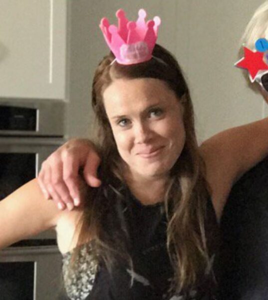 Matthew Perry Death, Net worth, Age, Family, Girlfriend & More ...