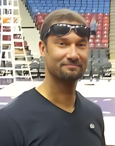 Meet Heriberto Lopez: The Father of NBA Stars Robin and Brook Lopez ...