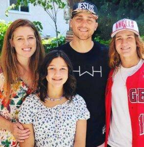 Meet Joshua Alba: The Lesser-Known Brother of Hollywood Star Jessica ...