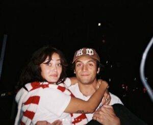 Who is Max Bennett Kelly? Ella Purnell's Boyfriend: Facts and Details ...