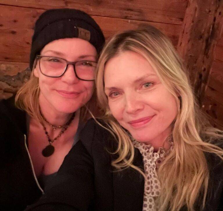 Meet Dedee Pfeiffer: The Sister of Hollywood Icon Michelle Pfeiffer ...