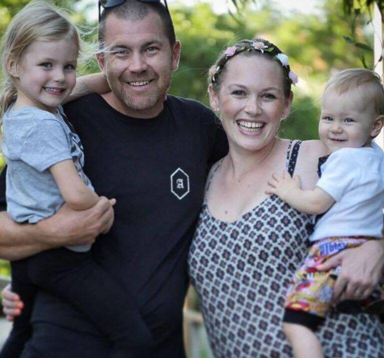 Who is Robbie Mackinnon, the Brother of Simmone Mackinnon ...