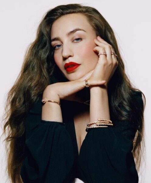 Discover Elizabeth Jagger : The Life of Mick Jagger's Talented Daughter ...