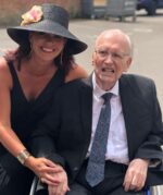 Who is Anne Twist? Mom of Harry and Gemma Styles | Celebrities InfoSeeMedia