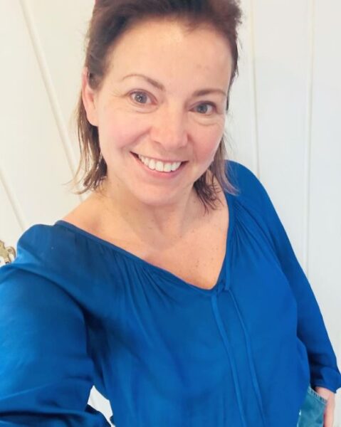 Who is Anne Twist? Mom of Harry and Gemma Styles | Celebrities InfoSeeMedia