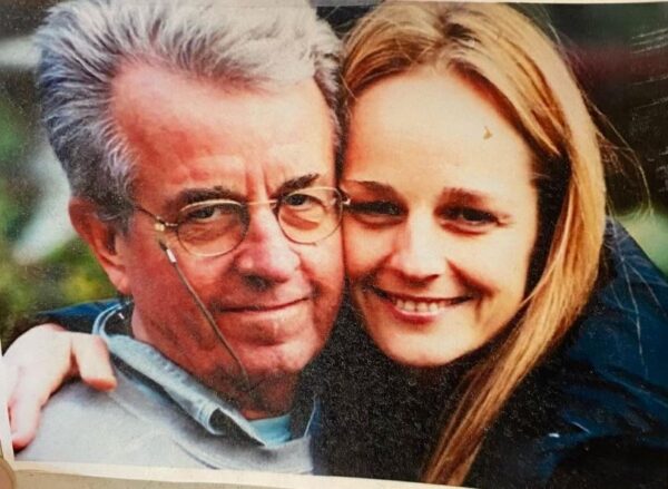 Meet Colleen Hunt : Helen Hunt's Sister and Her Family Background ...