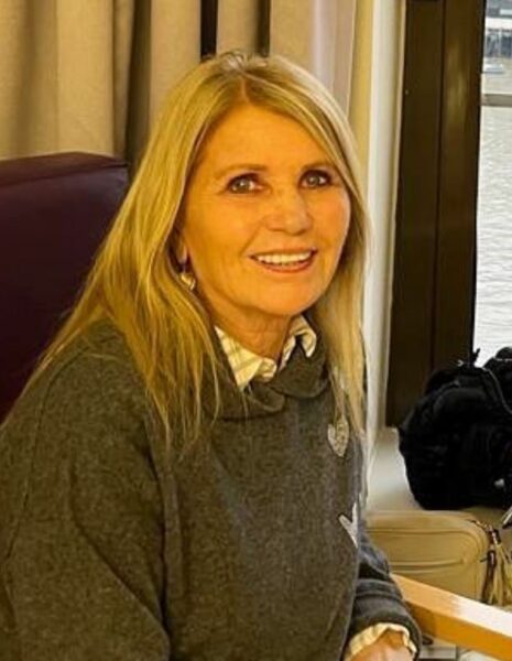 Joan Templeman : Richard Branson's Wife – Everything You Need to Know ...