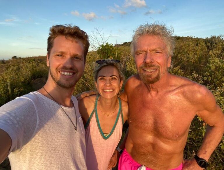 Joan Templeman : Richard Branson's Wife – Everything You Need to Know ...