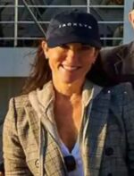 Christina Bezos : Everything You Need to Know About Jeff Bezos's Half ...