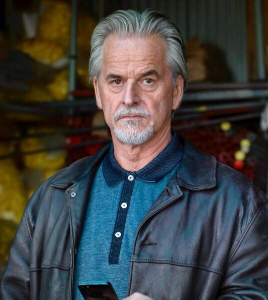 Trevor Eve : Who Is Alice Eve’s Father? Everything You Should Know ...