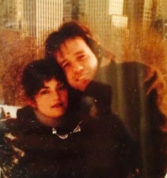 Who Is Tami Gingold? Meet Julia Garner’s Mom and Her Amazing Story ...