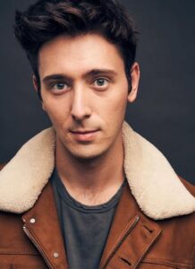 Who Is Julian Murray Stern? Inside Lisa Kudrow’s Son’s Life and Career ...